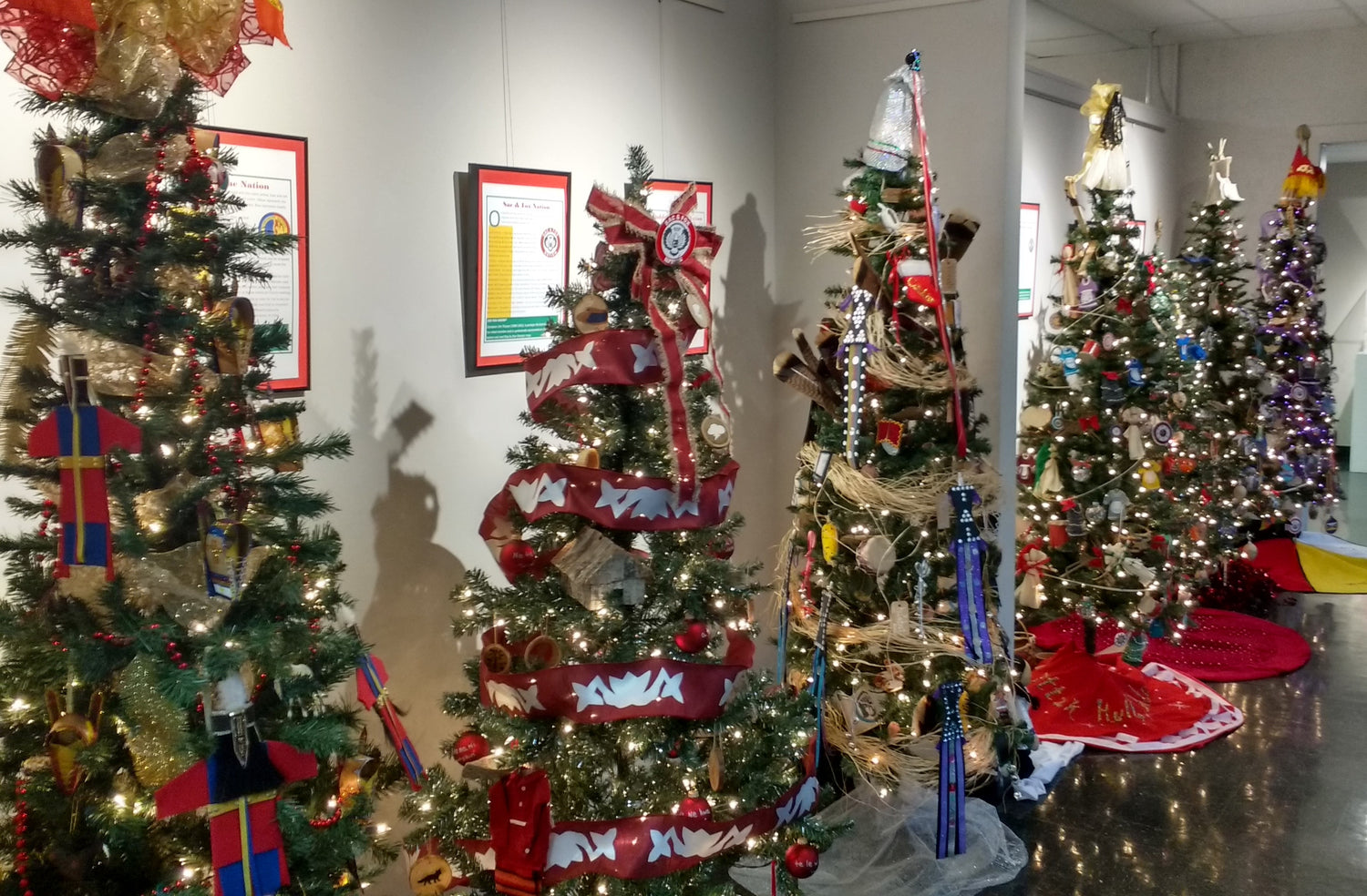 Red Earth Art Center Welcomes New Tradition with First Treefest Exhibi