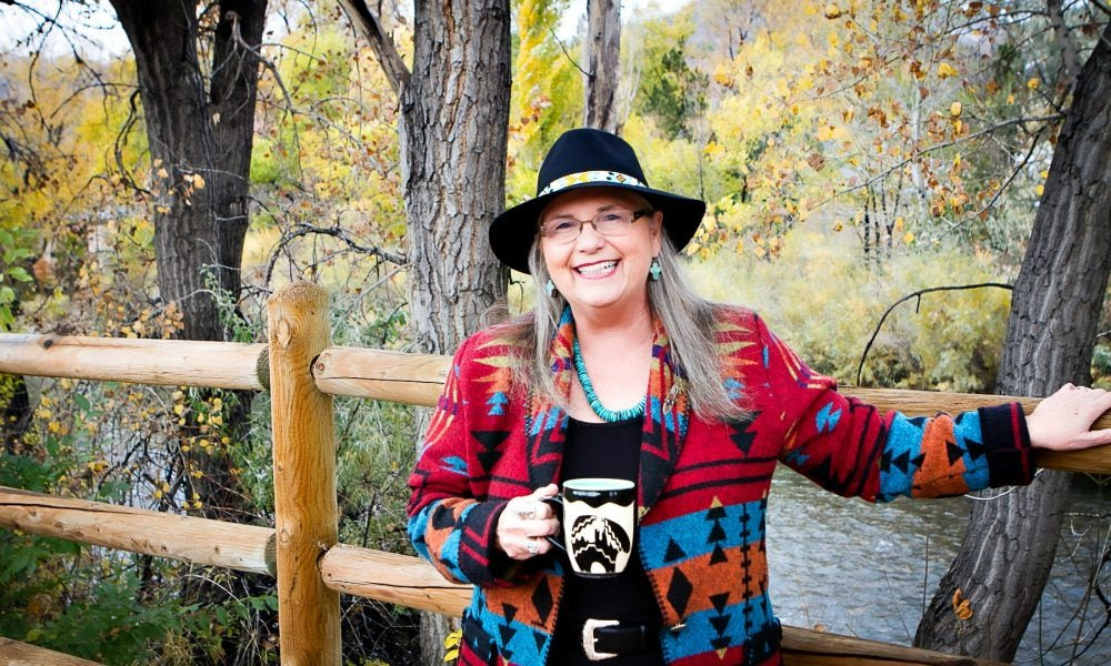 'Spirits Rising' Features Contemporary Native Pottery by Choctaw Artis ...